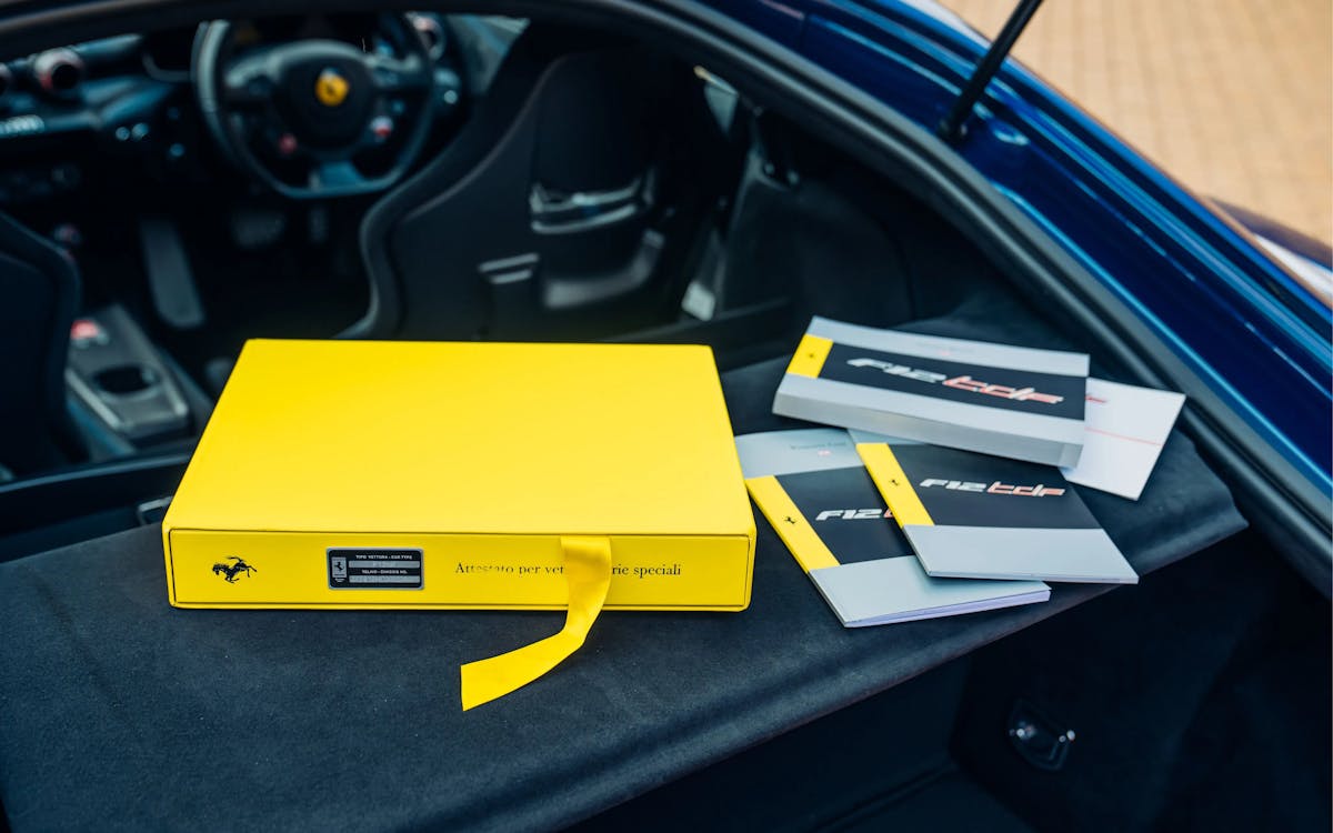 Carhuna | 2017 Ferrari F12 TdF